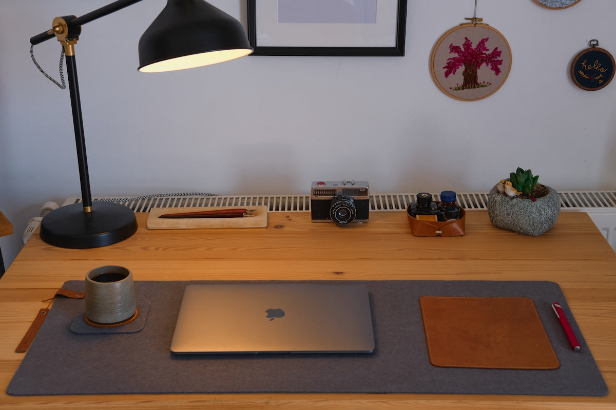 Exploring Common Problems with Custom Desk Mats and Their Solutions ...